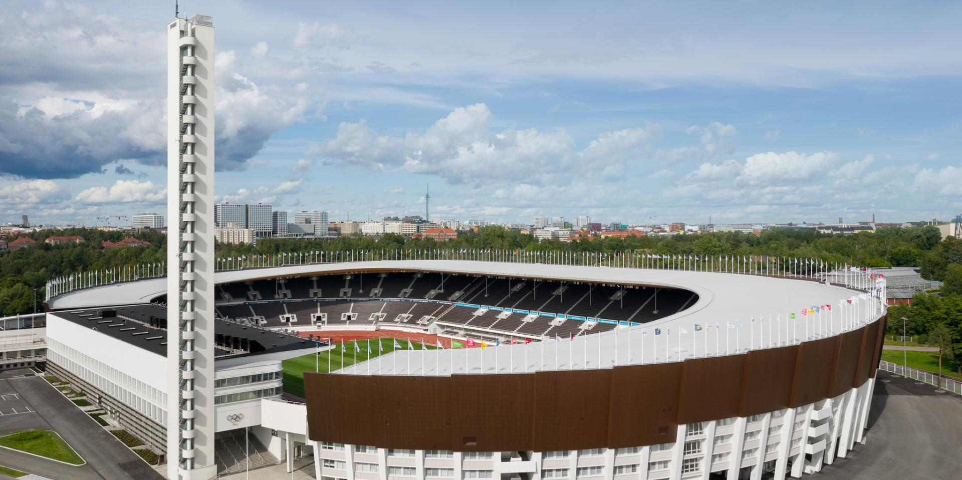 GUIDED STADIUM TOUR – FROM ROOFTOP TO UNDERGROUND | Olympiastadion